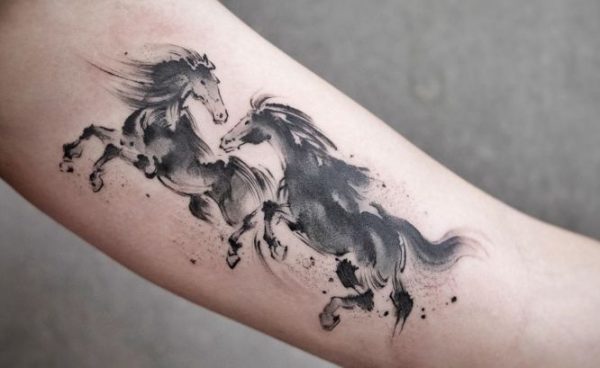 Tatuajes de Caballos con Significado, Diseños e Ideas - Tatuing